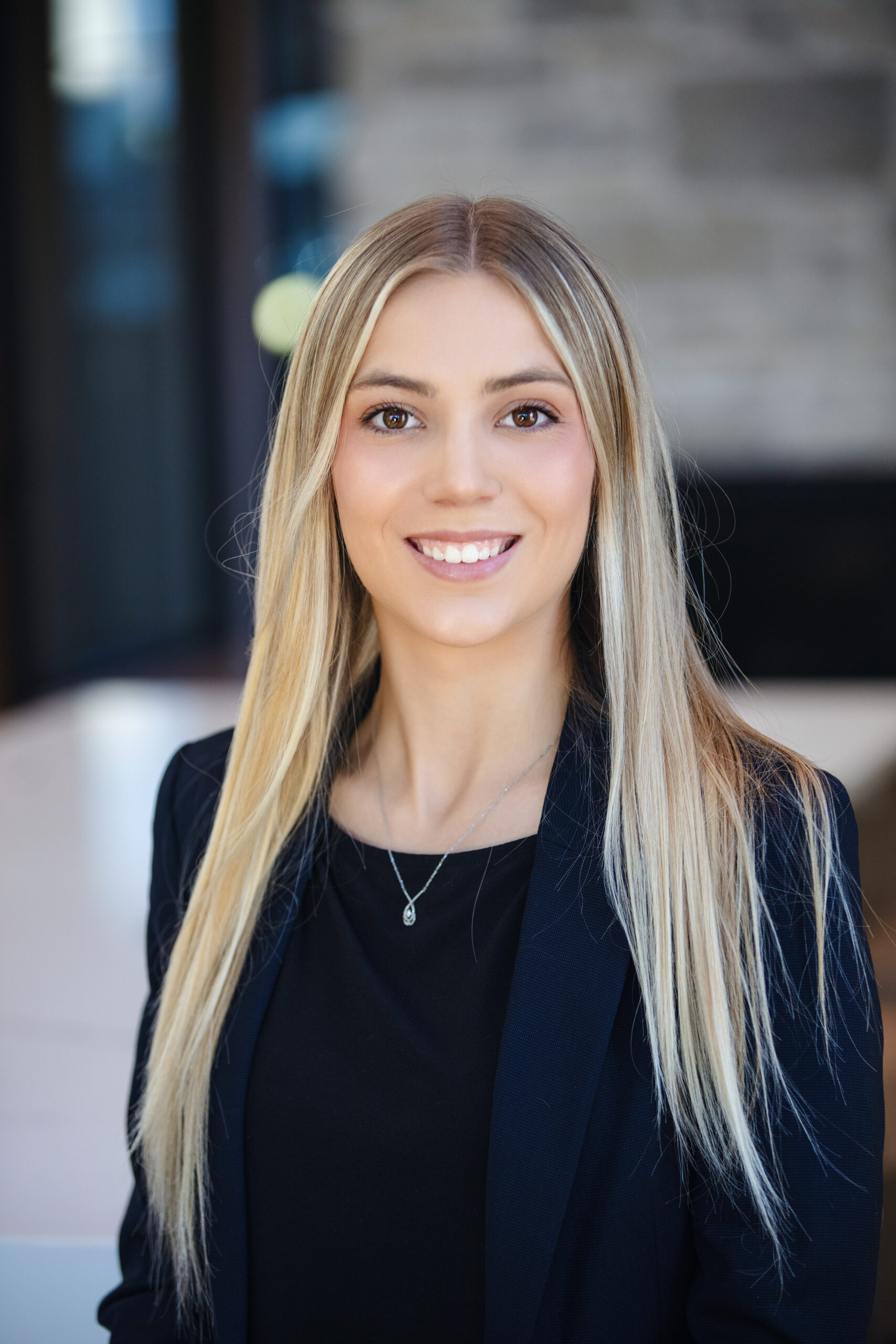 ABOUT - KNUTSON REALTY